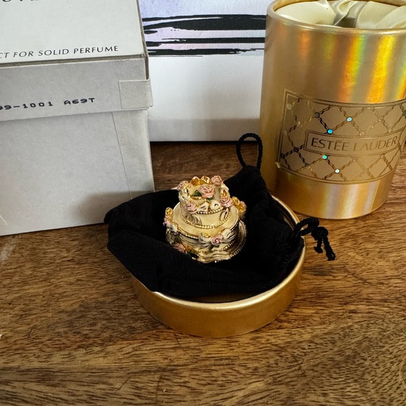 Estee Lauder | Makeup | Estee Lauder Gold And Black Candle Holder ...